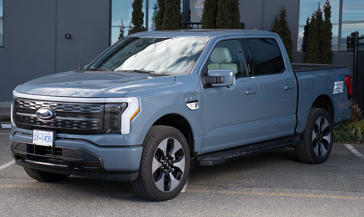 A fleet leasing company helps its customers go electric - EV Fleets Pro